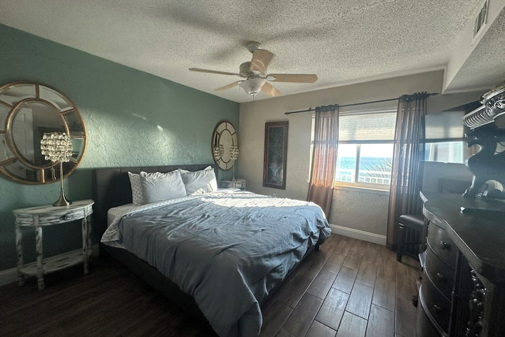 Av42-luxury Ocean Front Paradise - 2 Bed/2bath With Pool - Fort Walton Beach, FL