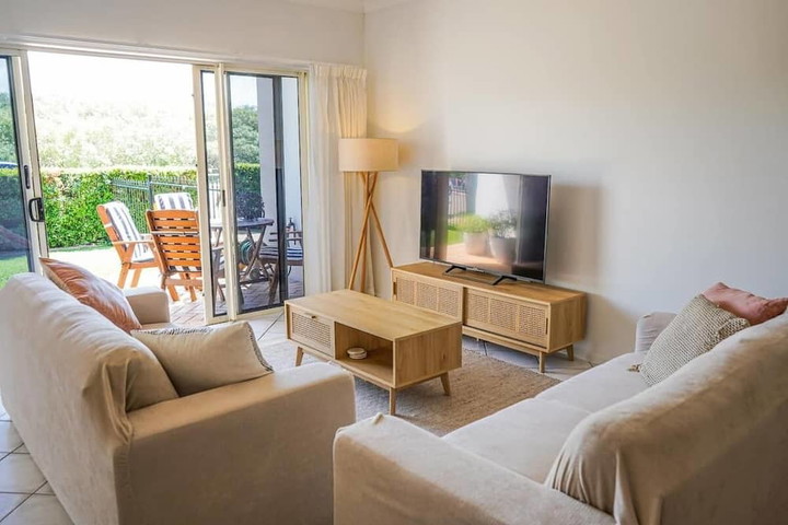 The Esplanade-amazing 3 Bed, 2 Bath, Pool - Townsville
