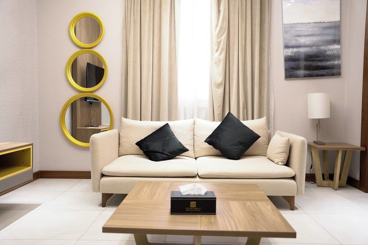 Abraj Suites Hotel- 1 Bedroom, 2 Bathroom, Living Room And Kitchen - Al Wakrah