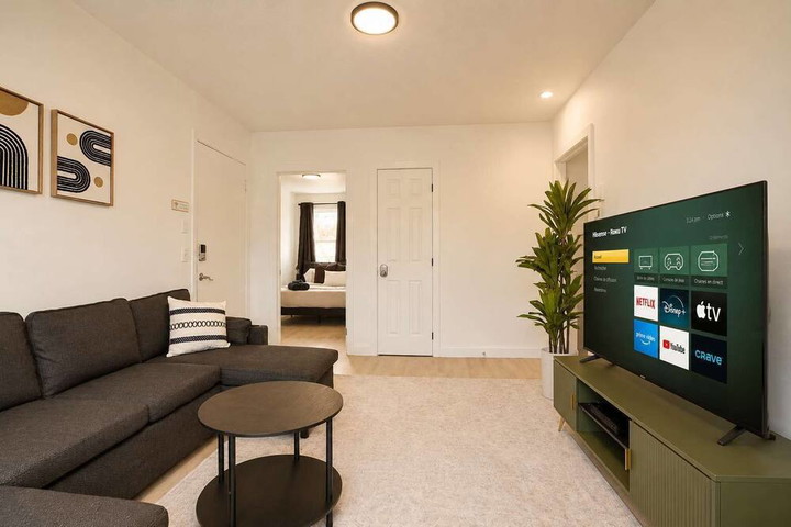 3 Bedrooms | Free Parking | 8 Guests | The Sage - Quebec City