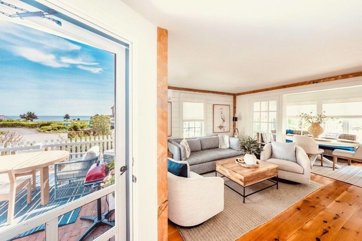 Maushop Condo With Stunning Ocean Views, Remodeled 2-bd, 2 Bath. Steps To Beach - Falmouth, MA