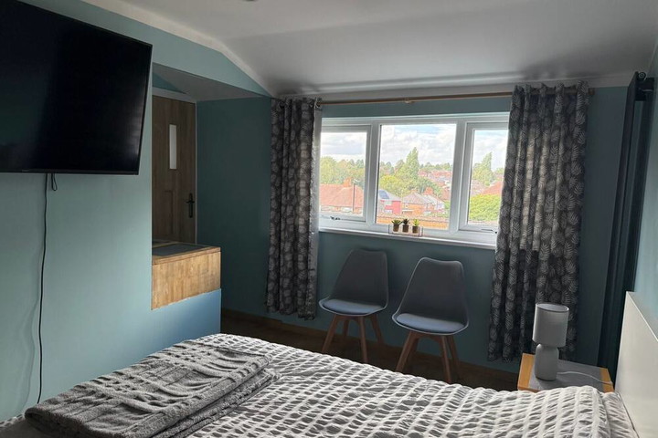 Privat Room With Your Own Bathroom And Toilet - Aéroport de Birmingham (BHX)