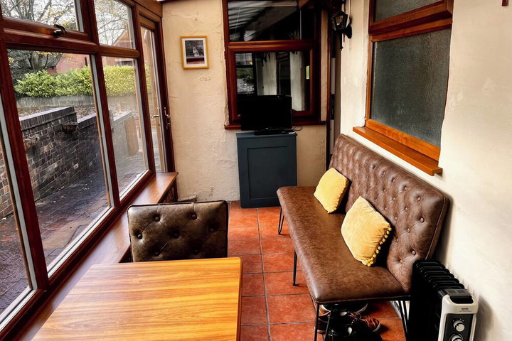 Gorgeous Cottage In Stoke-on-trent's "Village In The City" - Penkhull - Stoke-on-Trent