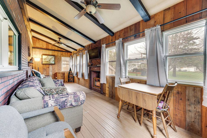 Charming Spirit Lake Home - 6 Mi To Arnolds Park! - Spirit Lake, IA