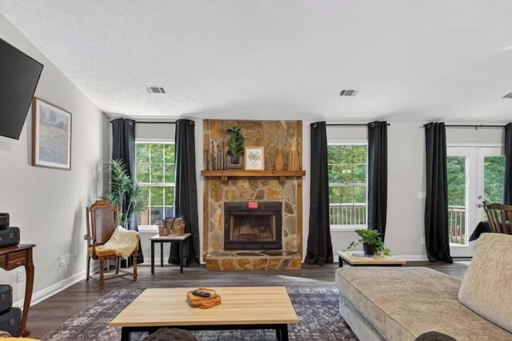 Colemans Landing - Inviting 3/2 Woodstock Ranch - Canton, GA
