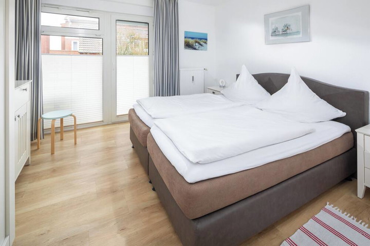 Komfortables 2-zimmer Appartement Am Kurplatz Mit Boxspringbett Und Südbalkon - Juist
