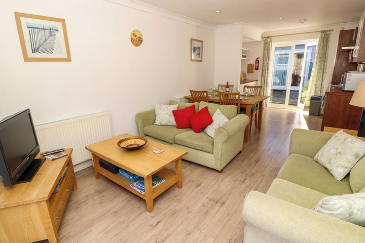Cape A6, Country Holiday Cottage, With A Garden In Yarmouth - Lymington