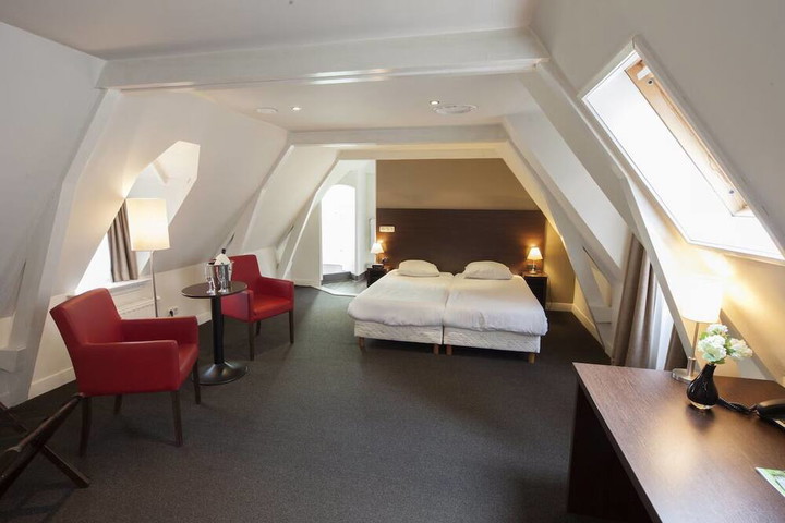 Cozy Family Rooms In Deventer With Breakfast, Garden & Bar Access - Deventer