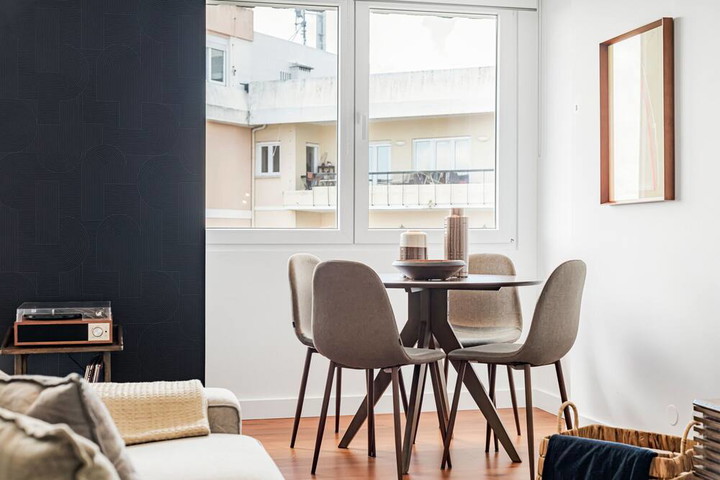 Amazing 2-bedroom Apartment In Monte Estoril, Cascais - Estoril