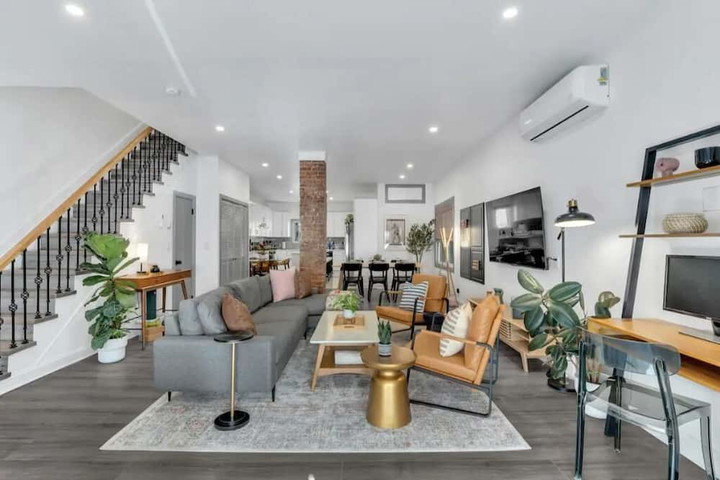 Nyc Neighbor Home W/parking. 30 Min Transit - Bayonne, NJ