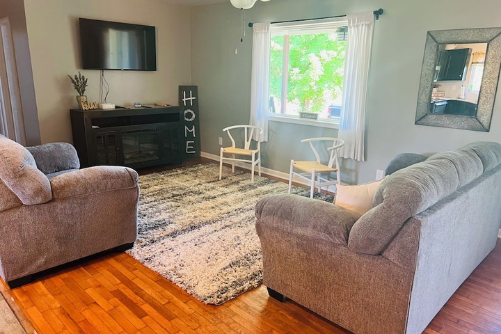 Cheerful 4-bedroom In Beautiful Dandridge - Dandridge, TN