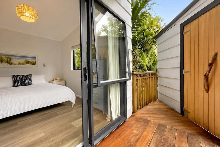 Tui Cottage -  Walk To Onetangi Beach - Waiheke Island