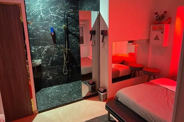 Studio Jacuzzi à Lyon Villeurbanne - Miribel