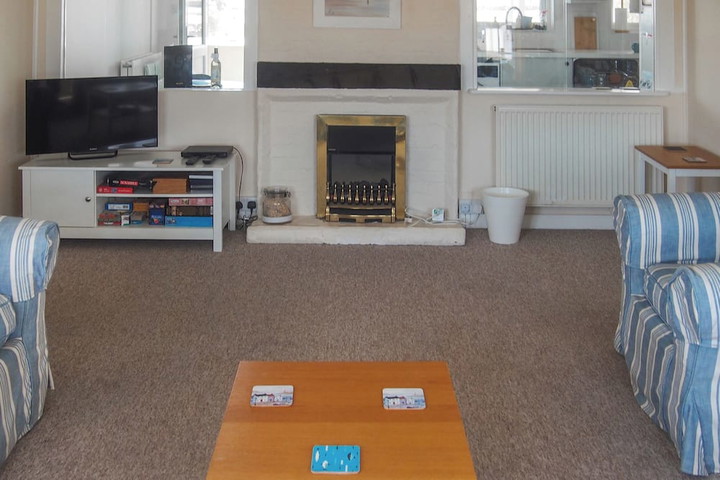 3 Bedroom Accommodation In Pagham, Near Bognor Regis - Selsey