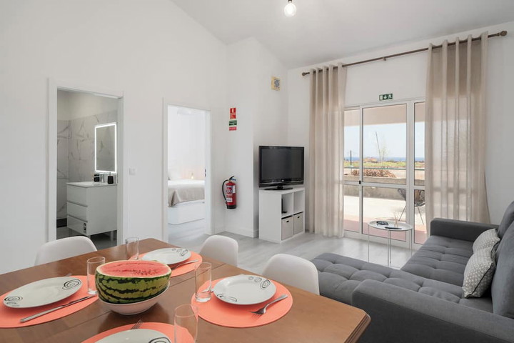 In A Quiet Area In Porto Santo - Casa Areia Dourada - Porto Santo Island
