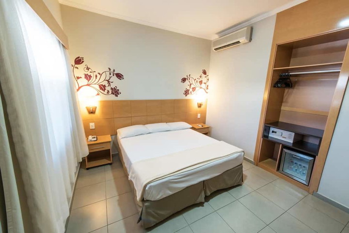 Limeira Stay | Double Room | Free Parking + 2.4 Mi To Cathedral - Limeira