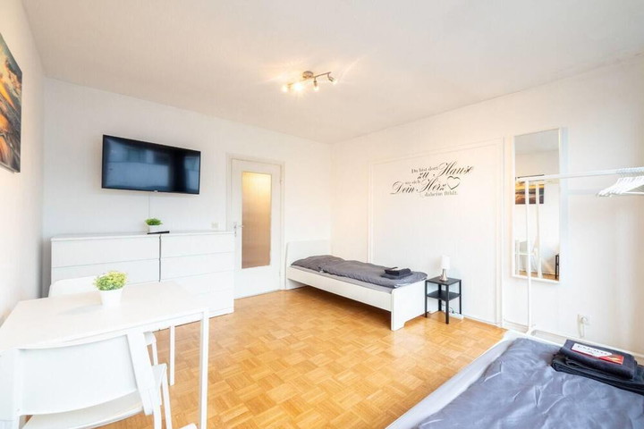 Monteurwohnung Für 6 Personen - 2og 6 Betten - In Ahrensburg Nähe Hamburg - Agge3701 - Bargteheide