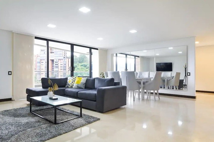 301 Modern Space In Exclusive Area Of El Poblado - Envigado
