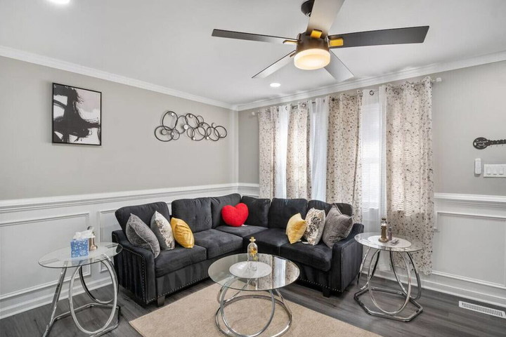 Charming Retreat W/ Pool Table In Chesterfield! - Chesterfield, VA