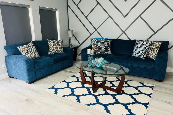 3 Bedrooms 2.5 Bathrooms Luxury Family Retreat Minutes To Parks & Airport - St. Cloud