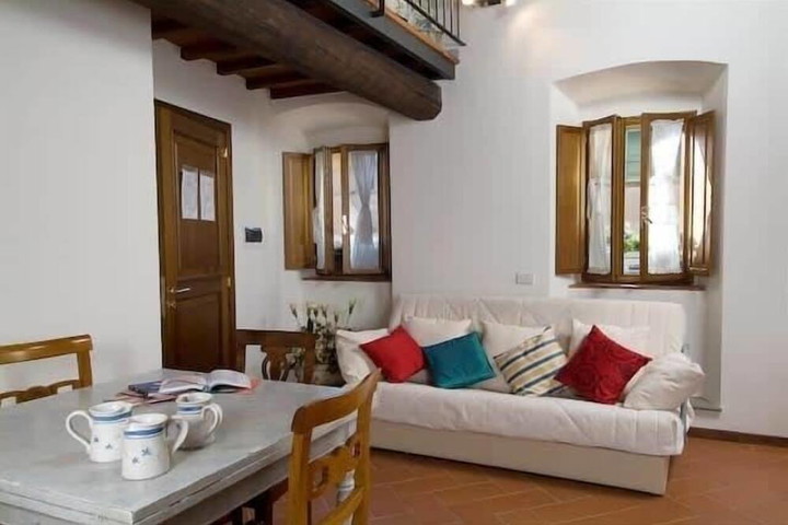 Spacious One-bedroom Apartment With Loft In Historic Center (5) - Prato
