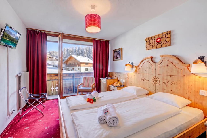 Hotel Relais Alpin Twin Room & Balcony6 235, Les Mosses, Switzerland - Les Diablerets
