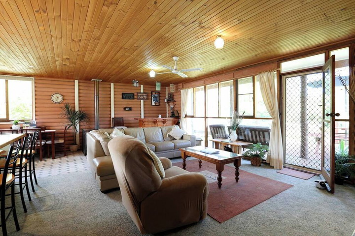 Chloe's Cabin Accommodation - Hobart