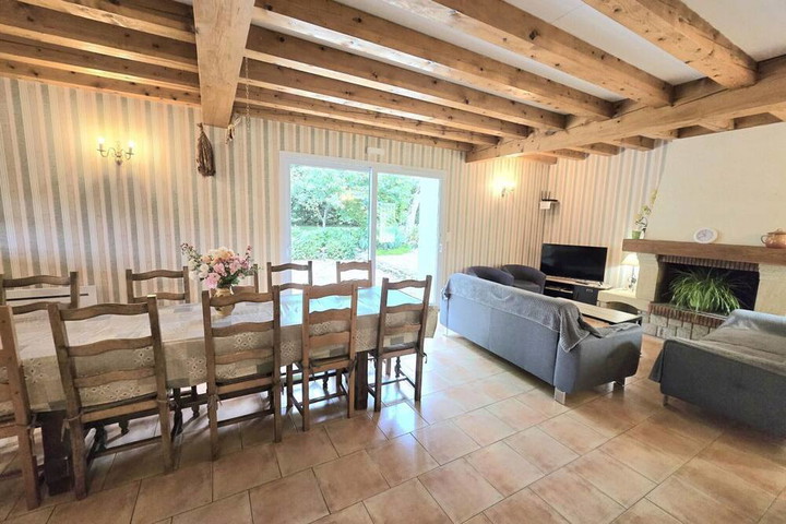 Casa Espaciosa Con Piscina Privada En El Corazón De Périgord - Le Bugue