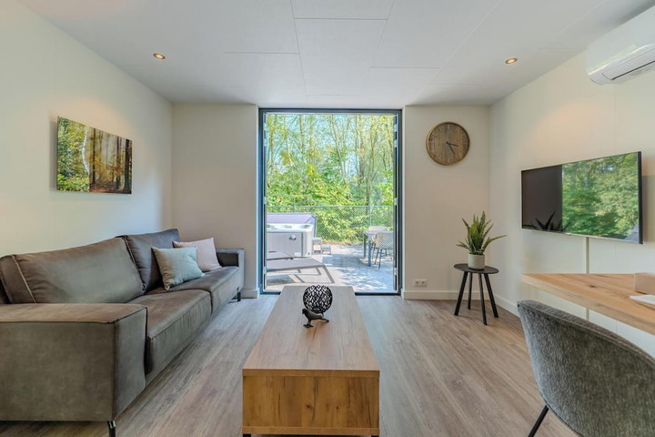 Romantic Forest Cabin With Private Hot Tub For A Luxurious And Peaceful Stay For Two In North Limburg. - 芬洛