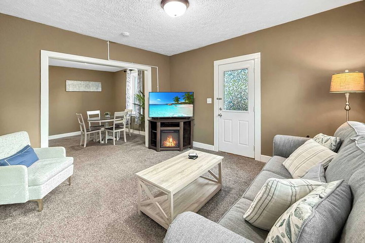 Sandusky 1br - 10 Minutes To Cedar Point - Sandusky, OH