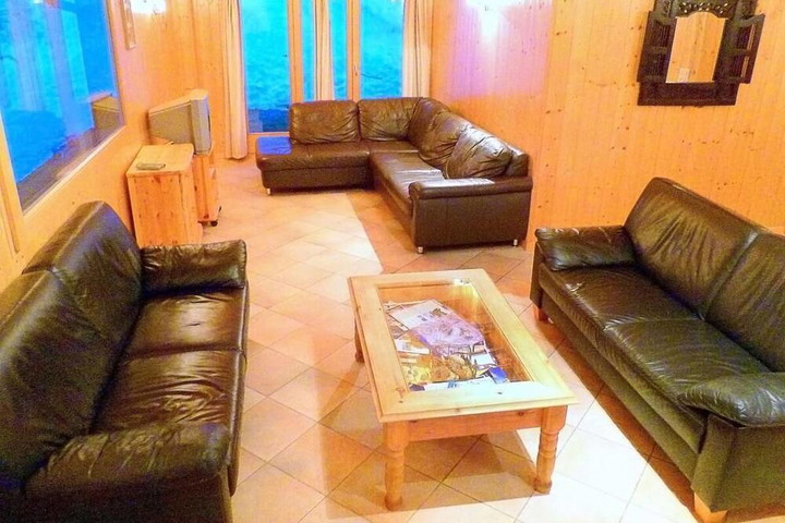 Chalet, 350m From Ski Slopes, Sauna, Terrace, Balcony, Fireplace Or Stove, Parking, Tv, 230m² - Verbier