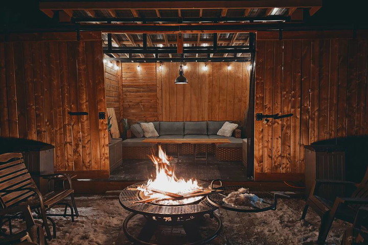 Mirrored Waters Ranch Cabin - Alberta