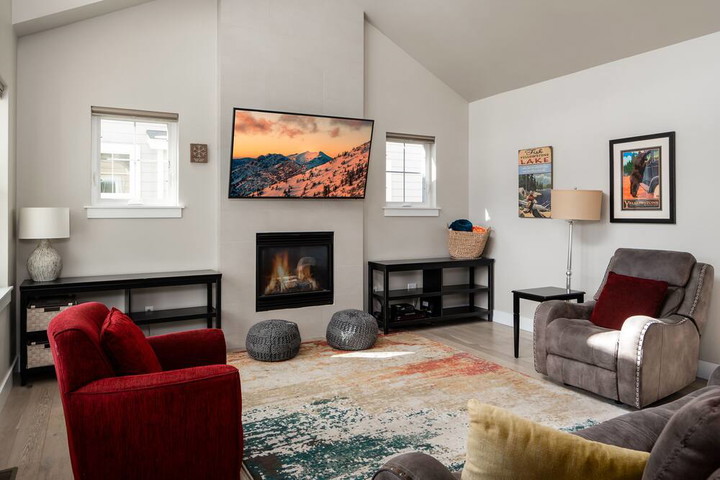 Southbridge Cottage: Cozy And Modern Home - Bozeman, MT