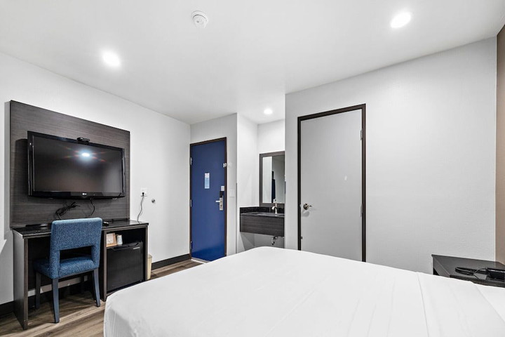 1 King Bed|nsmk| Micfridge - Oceanside, Californie