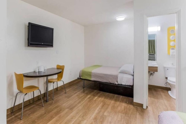 2 Full Bed|smoking|jacksonville - 잭슨빌