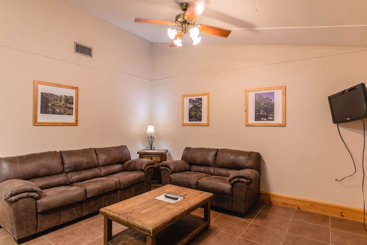 Frio Country Resort - Within Walking Distance To The Frio River! - Concan, TX