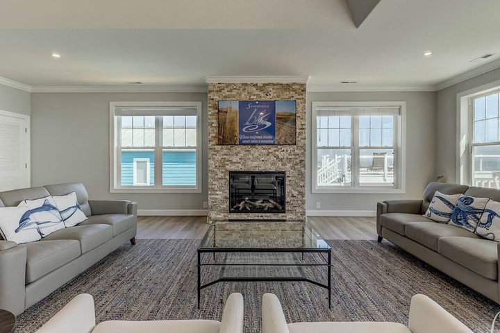 Dolphin Watch | Oceanfront | Private Pool, Hot Tub, Dog Friendly - Virginia Beach, VA