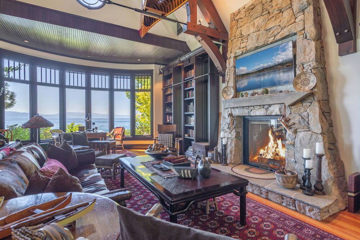 Tewesi Manor | Historic Tahoe Lakefront W/ Private Pier - Tahoe City, CA