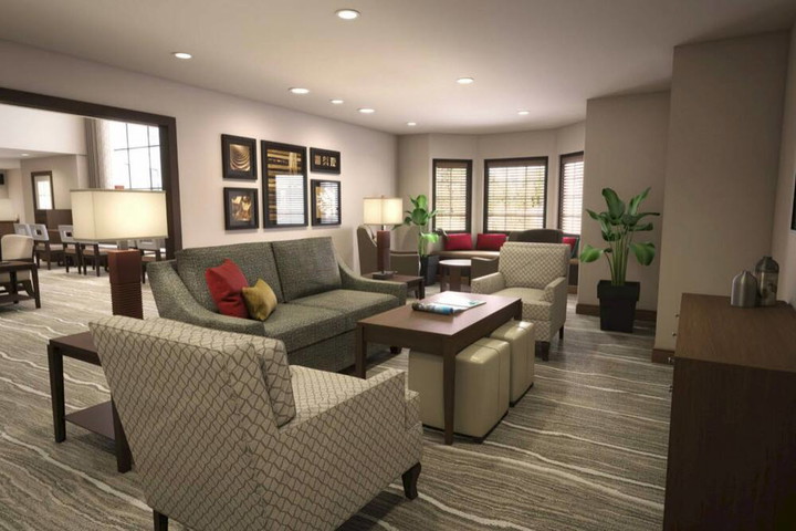 King Suite. Free Breakfast. Pool. Only 5 Miles From Purdue University! - Lafayette, IN