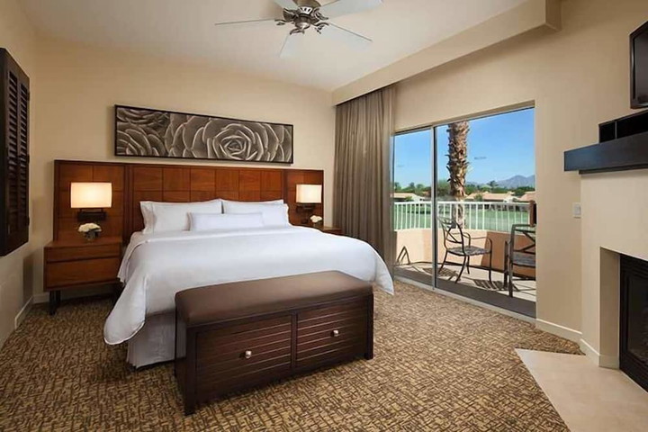 Palm Springs | Romantic Desert Retreat | Pool + Golf - Indian Wells, CA