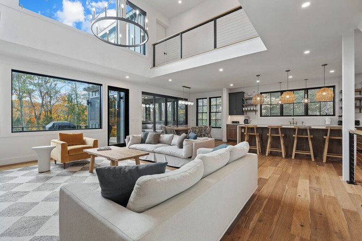 Lakefront Retreat With Stunning Views | Forget-me-not By Avantstay - The Berkshires, MA