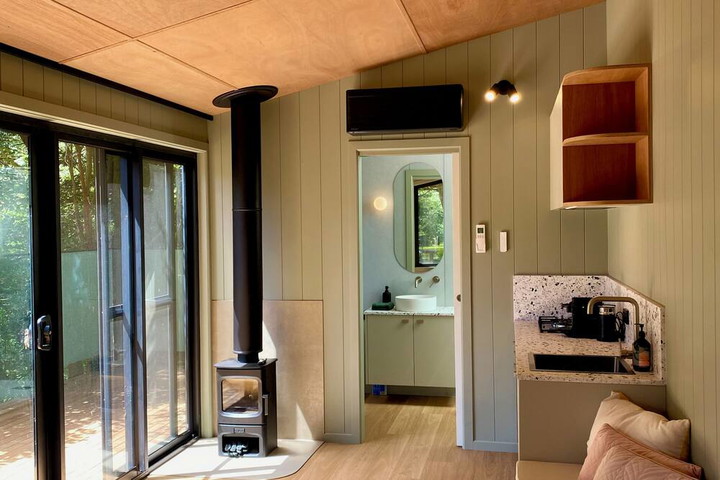 The Flower Sanctuary Tiny Home - Gold Coast