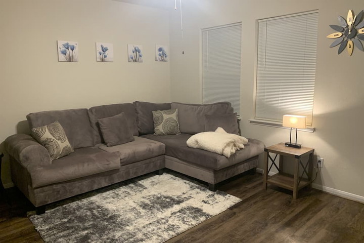 Lowkey Houston Home - Houston, TX