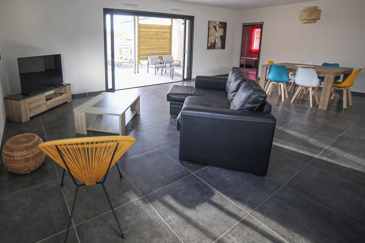 Nueva Villa Con Piscina Climatizada - Messanges