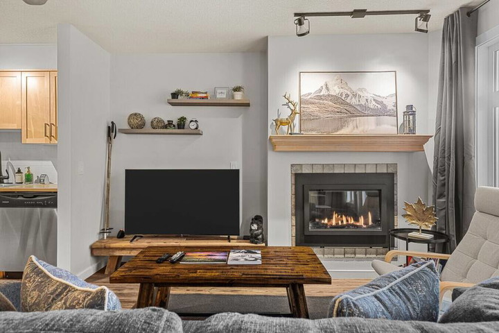 Mountain Getaway| 1 Bed 1-bath Condo - Canmore