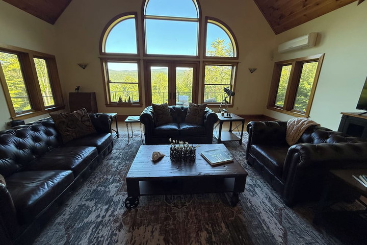 Southern Vermont Mountain Retreat With Views And Stone Fireplace Near Mass Moca - Bennington, VT