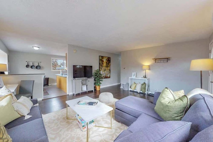 Charming Family Home In Lovely Littleton - Highlands Ranch, CO