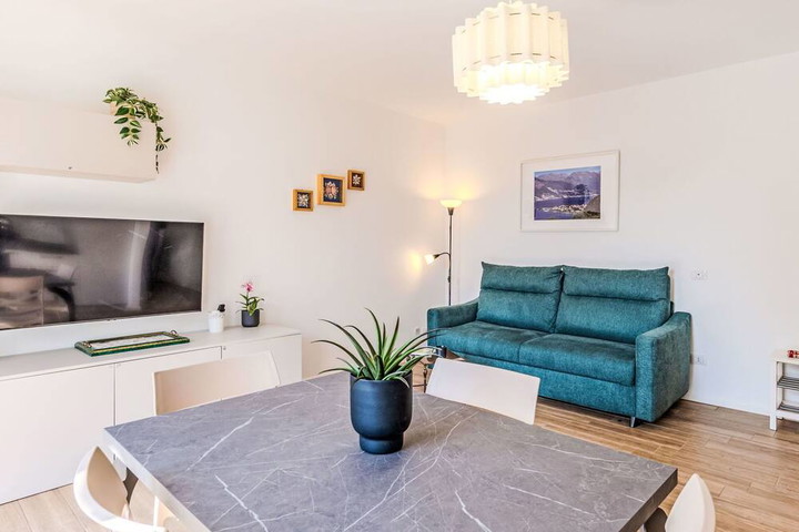 Agréable Appartement Pour 2 Personnes Avec Climatisation, Wifi, Tv Et Balcon - Dervio