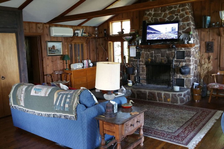 Stunning Views From Waterfront Log Cabin With Fireplace On The Chesapeake Bay - Maryland