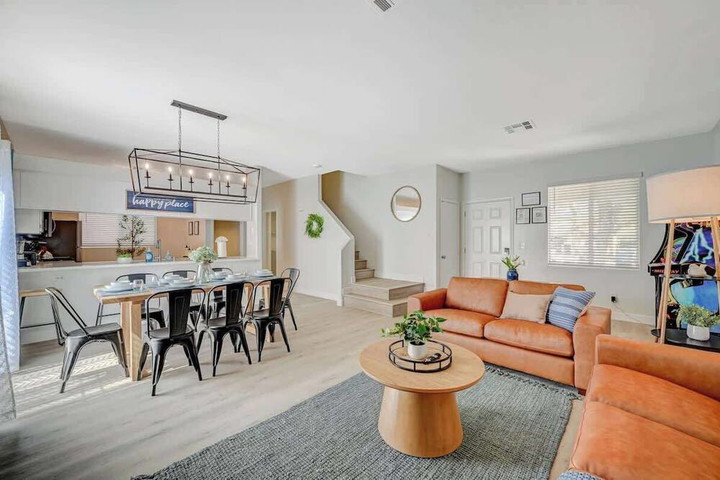 7-br Haven With Arcade, Grill & Pool - Family Fun! - North Las Vegas, NV